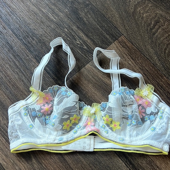 Lounge | Intimates & Sleepwear | Lounge Fleur Balcony Bra | Poshmark